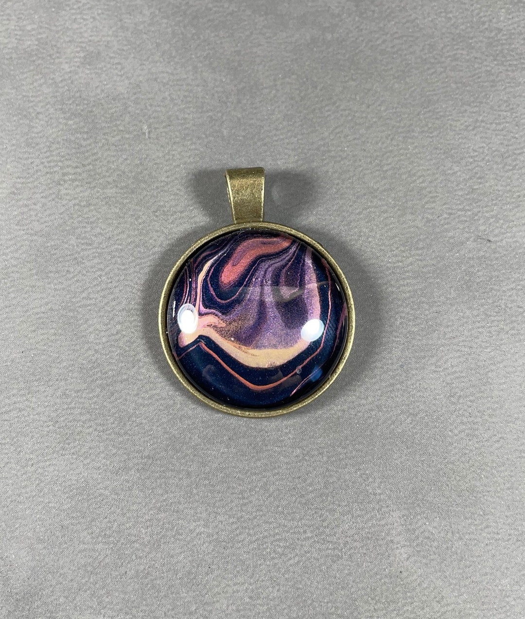 Fluid Art Pendant - Western Circle - Etsy