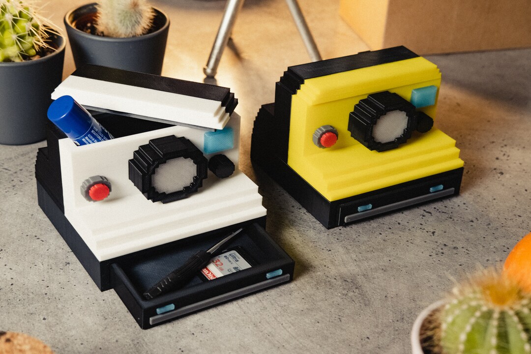 3d Printed Voxel Retro Polaroid Inspired Container and Desktop ...
