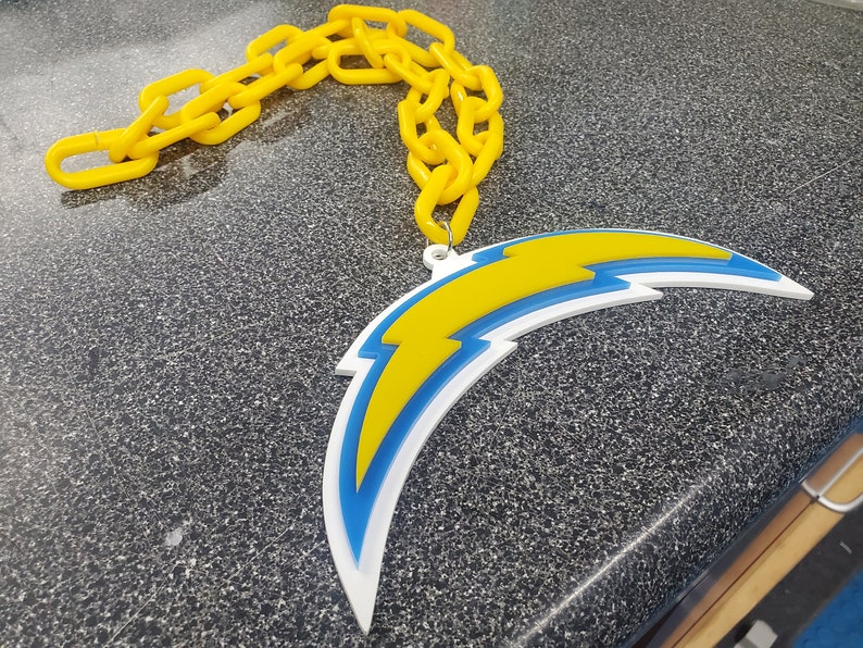 RAIDERS 3D Medallion Logo Necklace Unique With Chain Los - Etsy