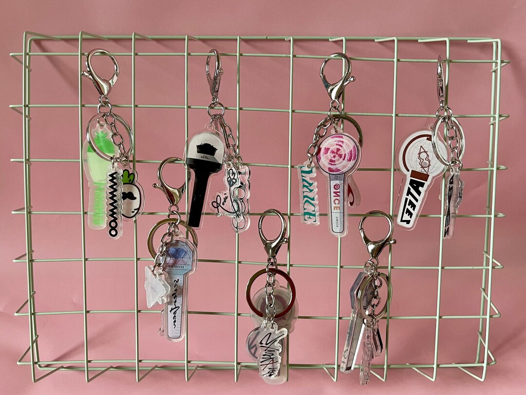 Kpop 3-piece Acrylic the Rose, Got7, Ateez, Stray Kids, Mamamoo, Twice ...