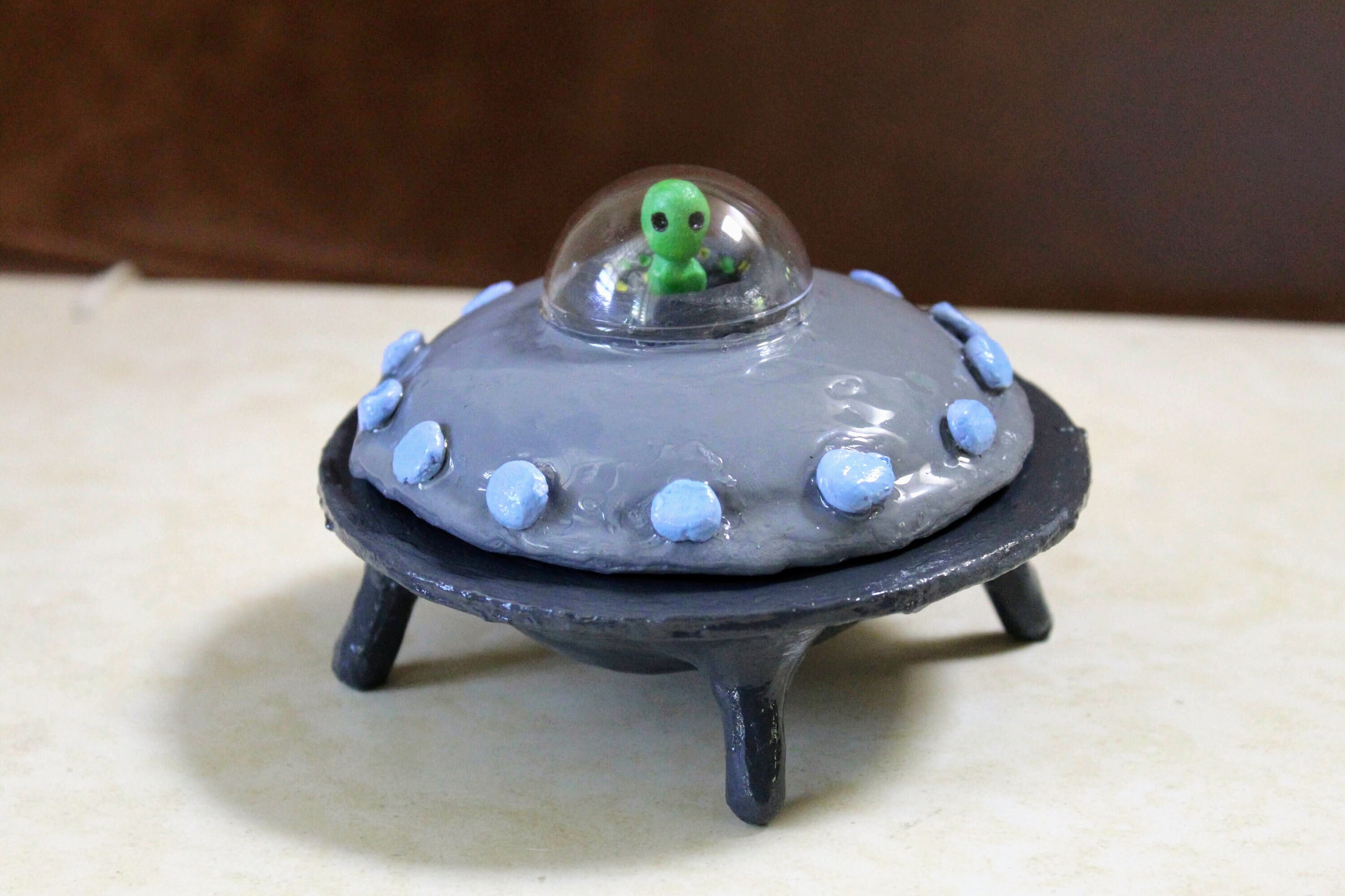 UFO Trinket Dish, Cryptid Jewelry Box - Etsy