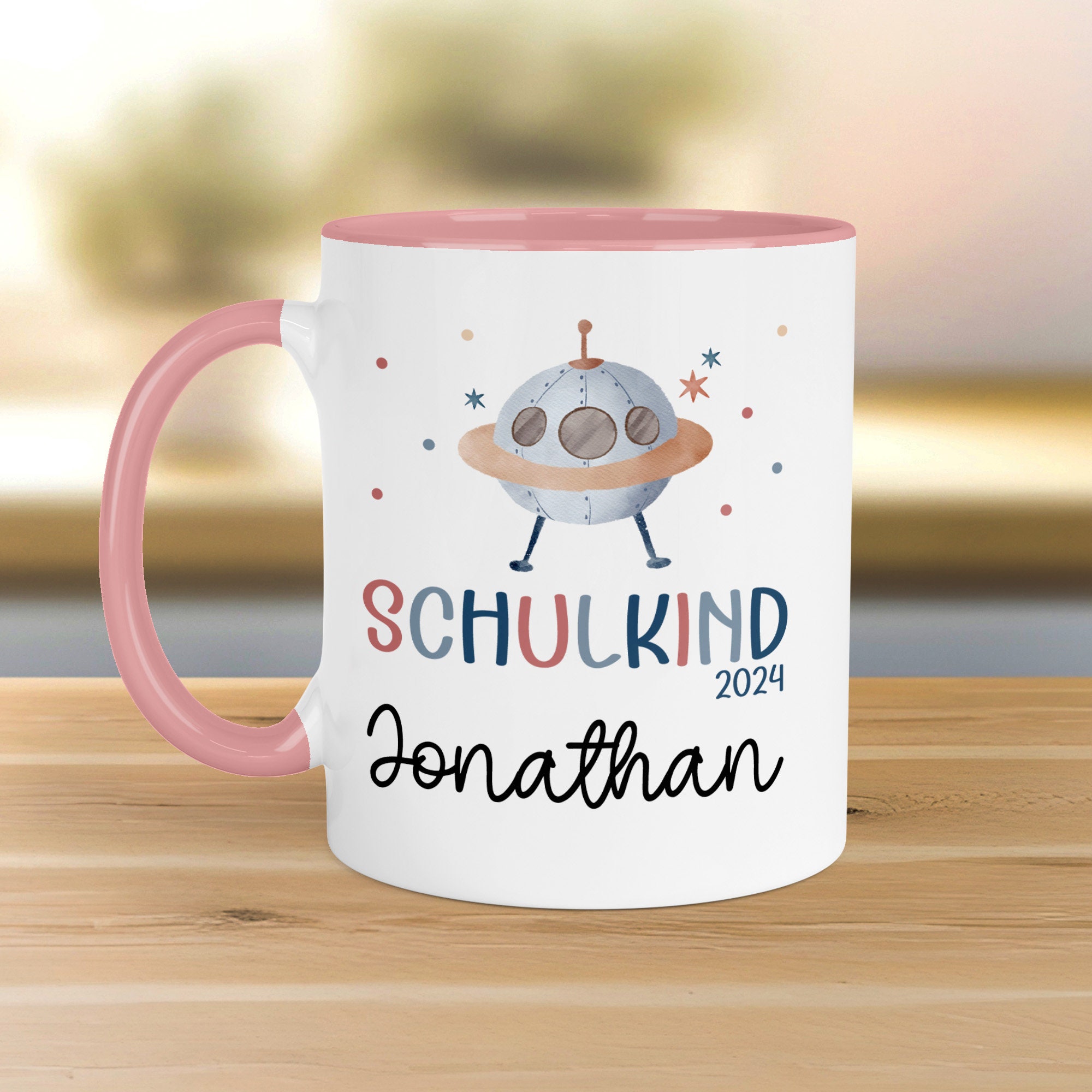 Schulkind 2024 Tasse Einschulungsgeschenk mit UFO-Weltraum-Motiv ...