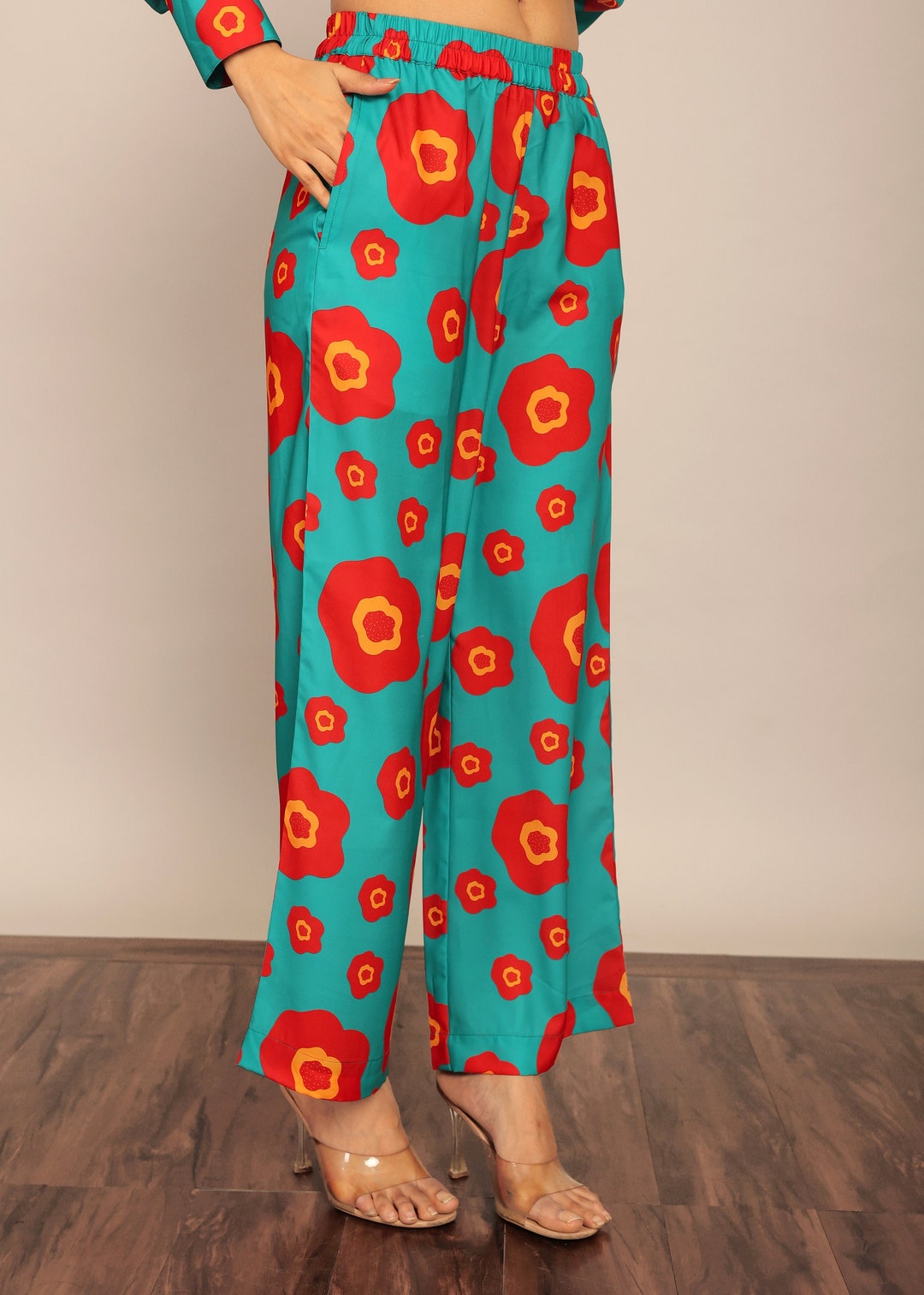 Sea Green and Red Floral Pants Women Georgette Elastic Waist Pants Two ...