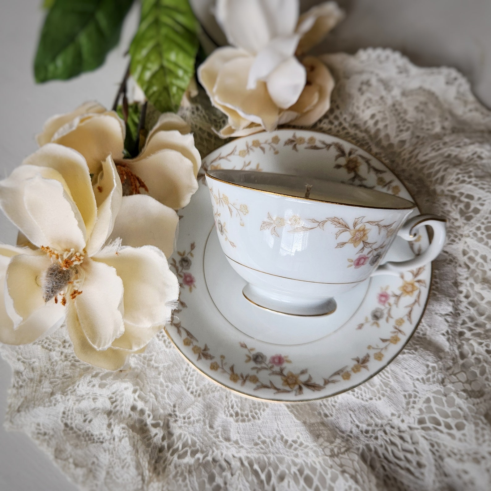Magnolia Blossom Soy Teacup Candle, Reusable Vintage Teacup Candle - Etsy