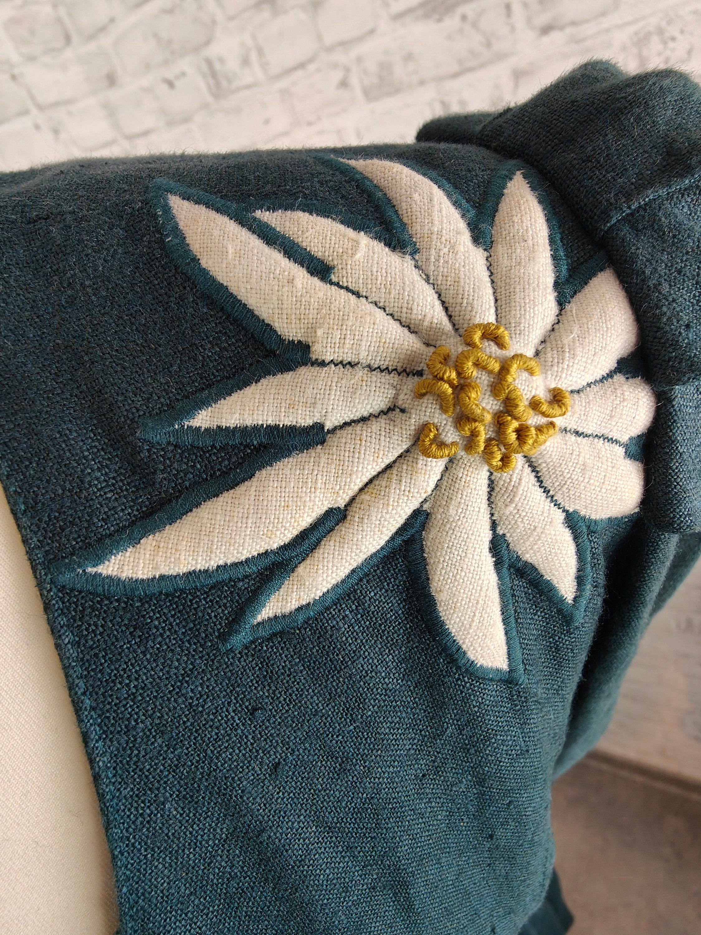 Seeshaupter Linen Dress Traditional Dress Edelweiss Embroidery - Etsy