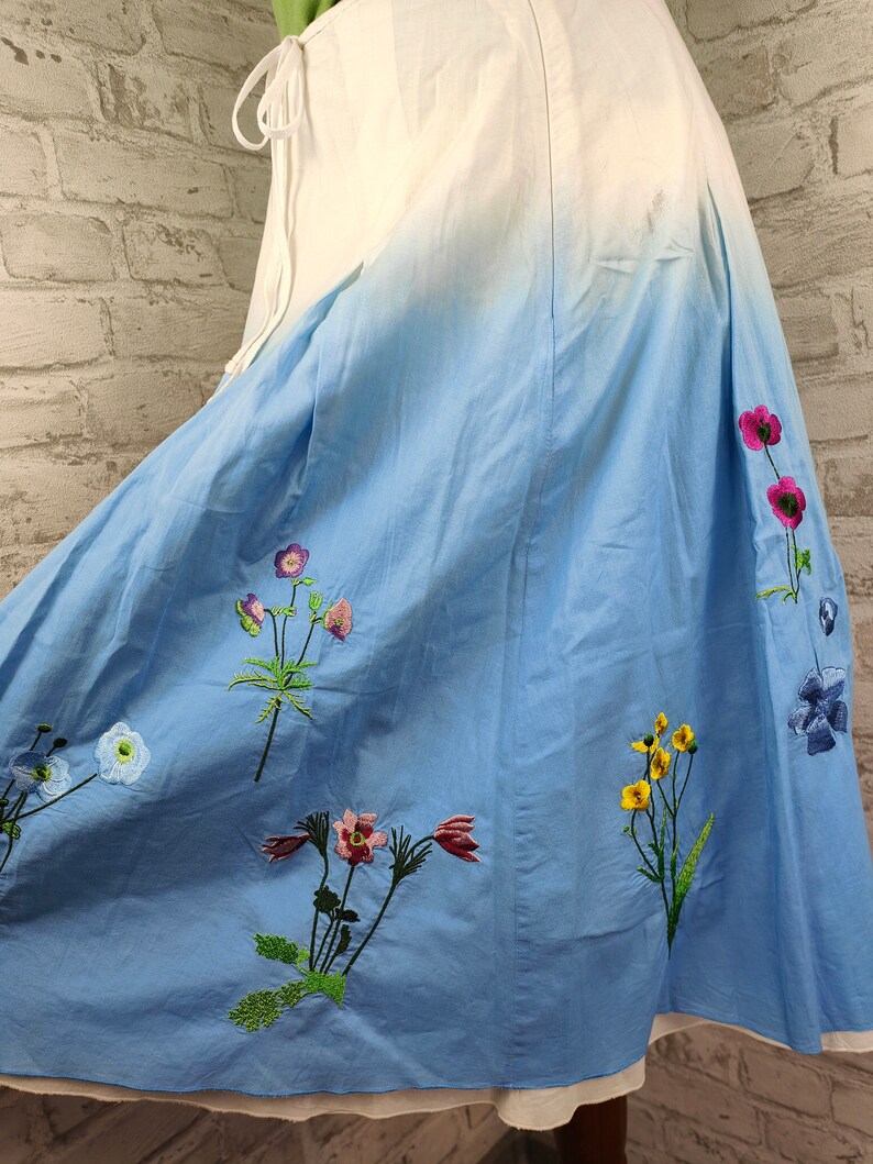 2-piece Outfit Hucke Berlin Midi Skirt Floral Embroidery Color Gradient ...