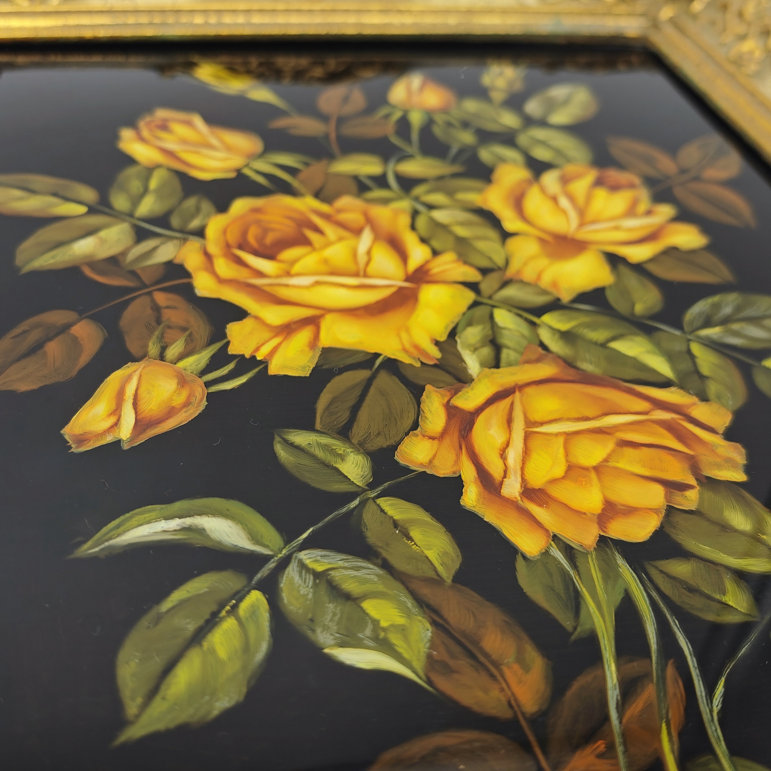 Tableau mural en verre peint à la main derrière une peinture en verre ...