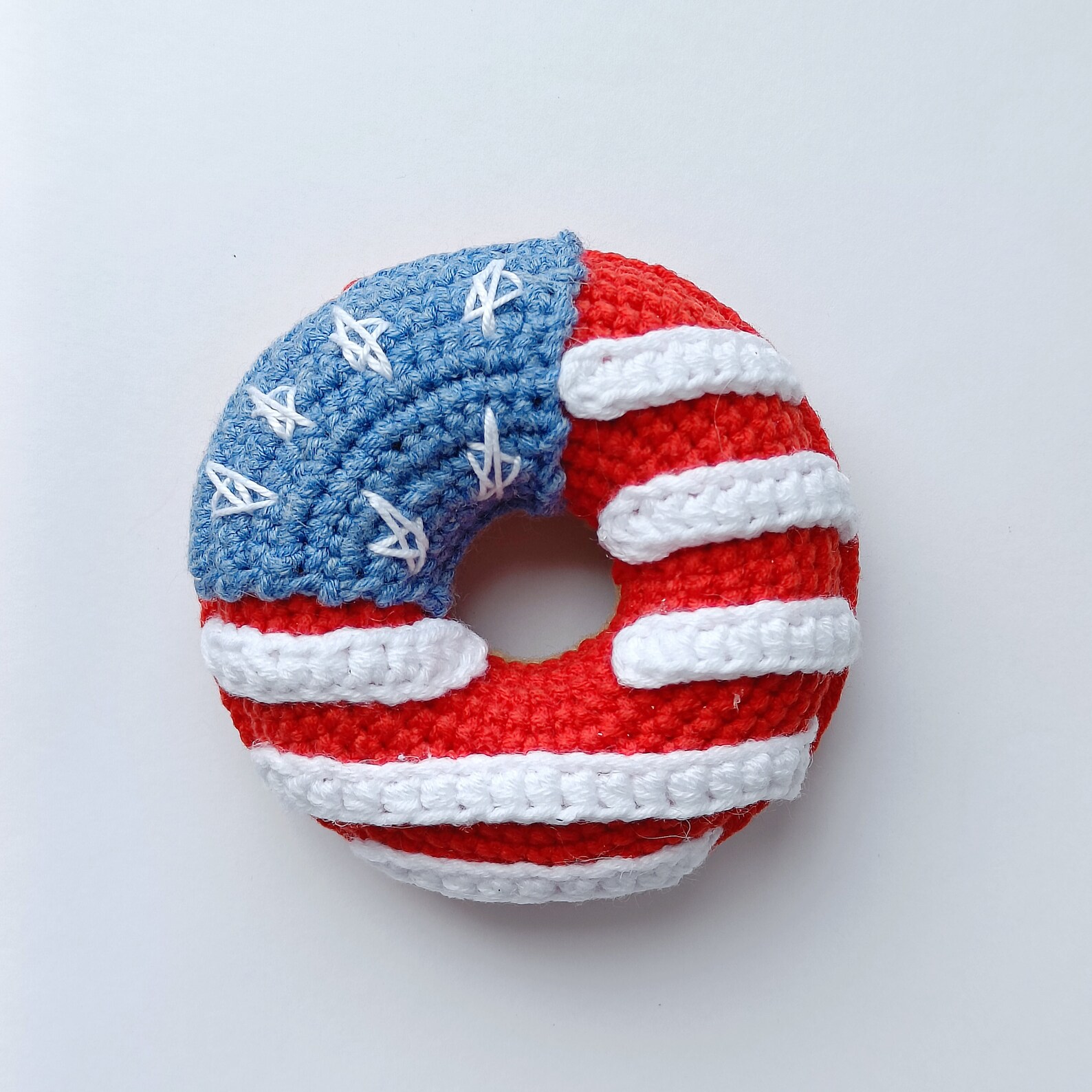 Independence Day Crochet Amigurumi Pattern: 5-in-1 Doll, Mugs, Donut ...