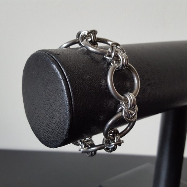 O Ring Bracelet - Etsy
