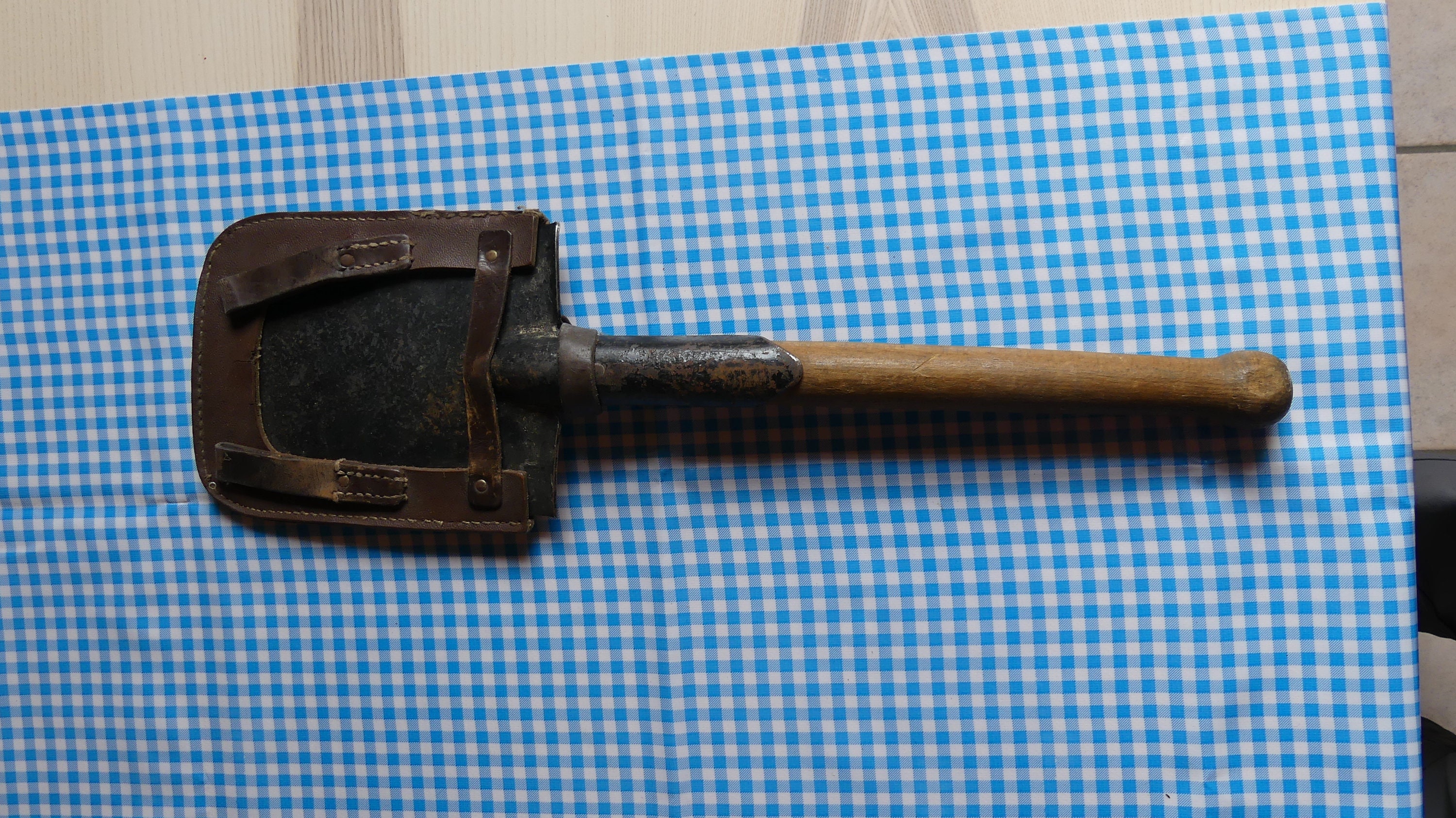 Tools, WW2 Surplus Entrenching Tool With Sheath - Etsy