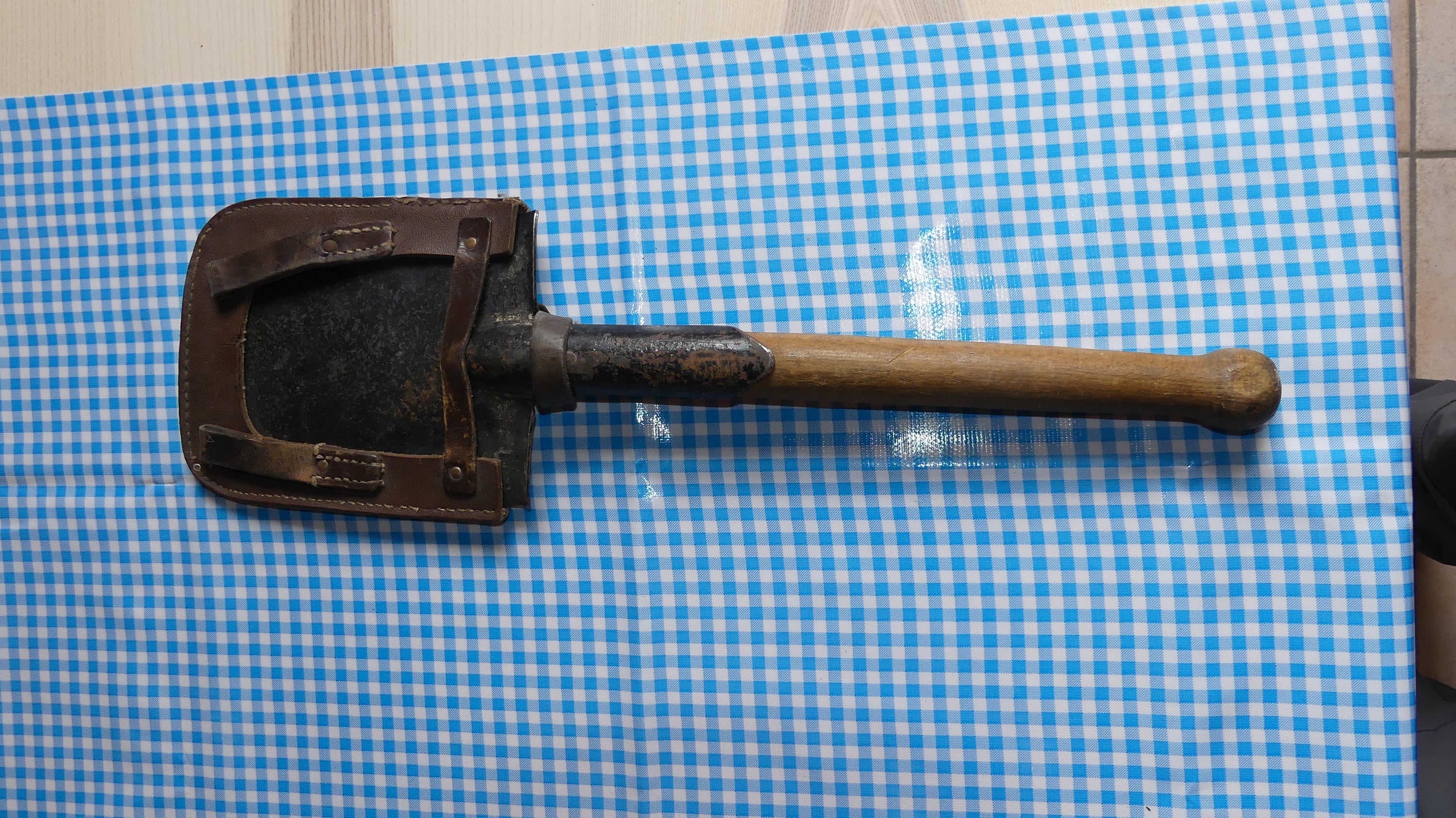 Tools, WW2 Surplus Entrenching Tool With Sheath - Etsy