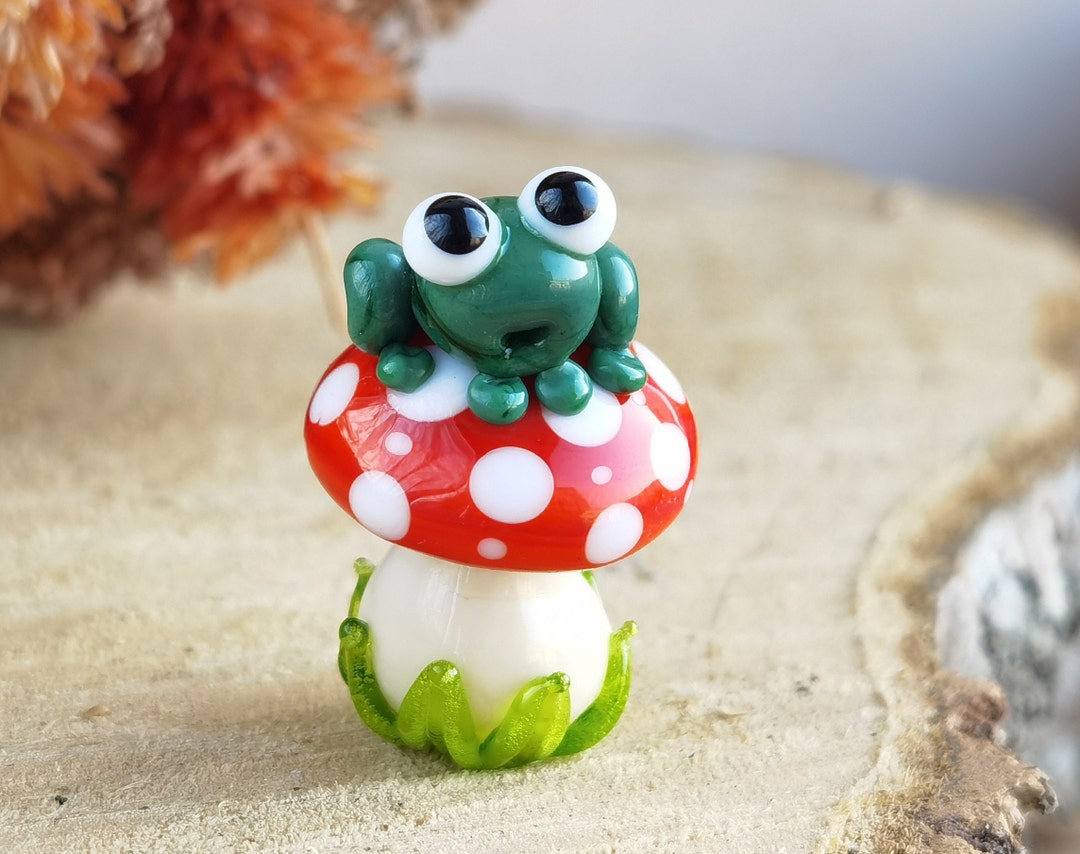 GLASS FIGURINES Mushroom Decor Glass Mushroom Figurine Frog Figurine ...