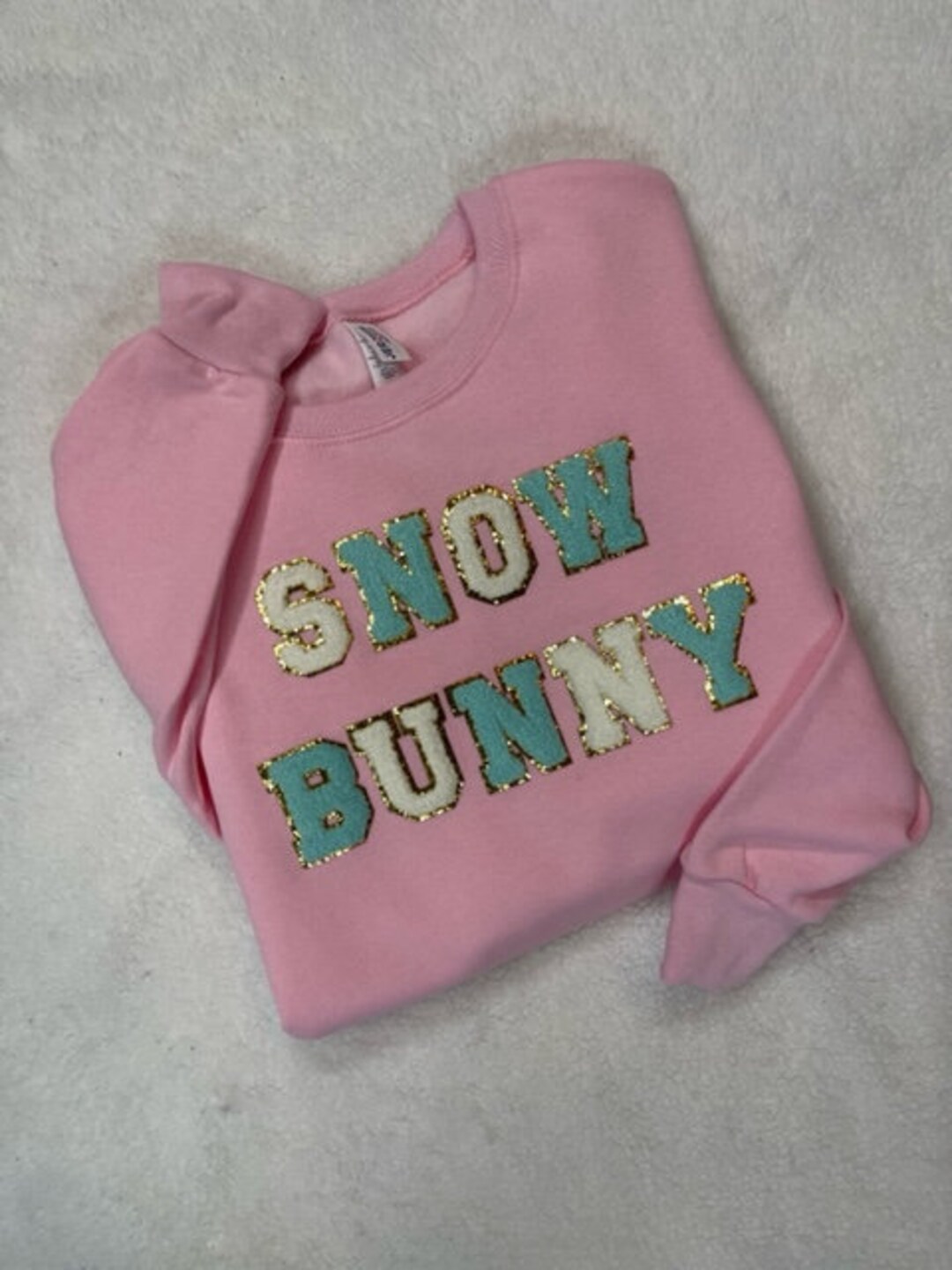 Chenille Patch Snow Bunny Winter Holiday Christmas Sweatshirt, Skiing ...