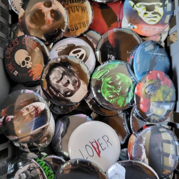 Horror Button - Etsy