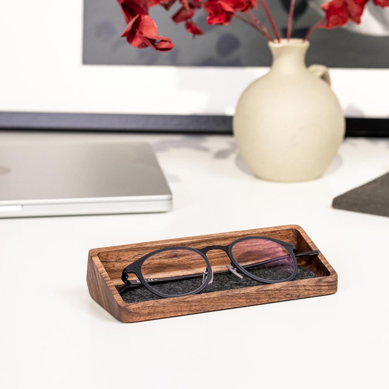 Custom Eyeglasses Stand - Etsy