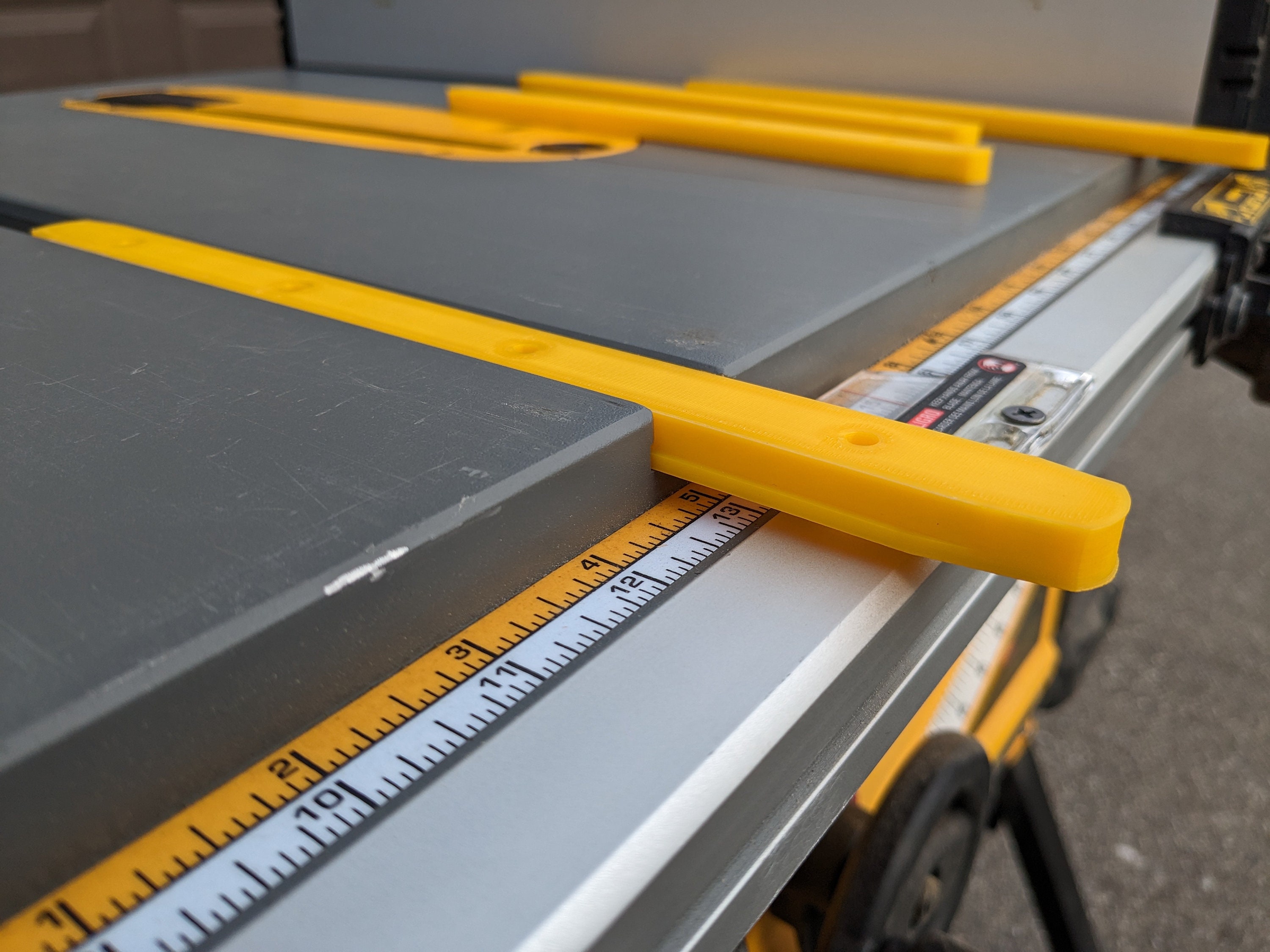 Dewalt Table Saw Miter Bars – (2) Standard and (2) T-slot – 10.5 ...