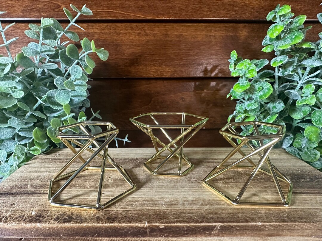 Versatile Gold Twisted Spiral Sphere Stand, Crystal Display, Sphere ...