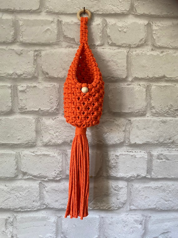 Mini Orange Macrame Pod - Etsy