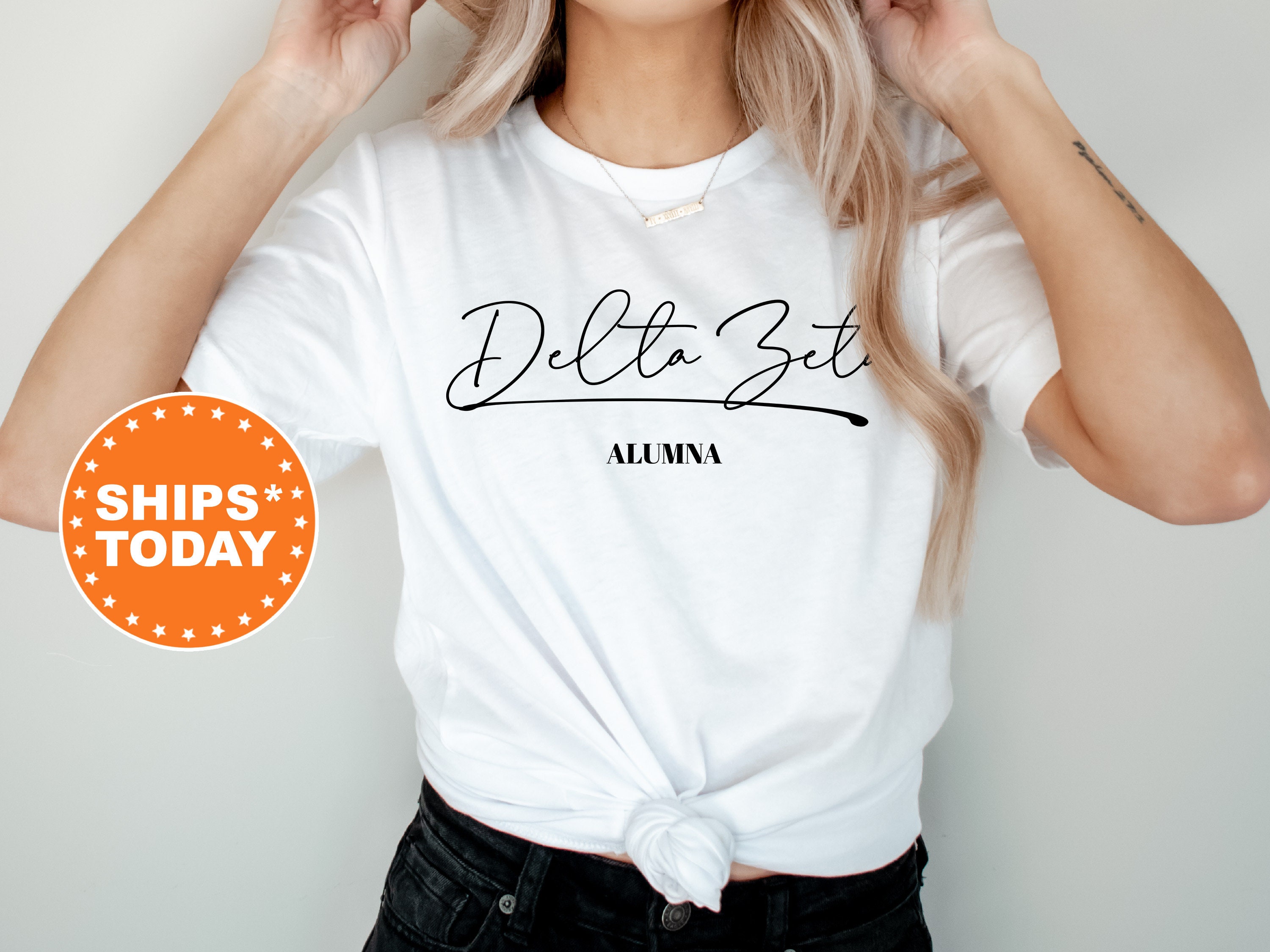 Delta Zeta Alumna Cursive Sorority T-shirt Dee Zee Alumni - Etsy