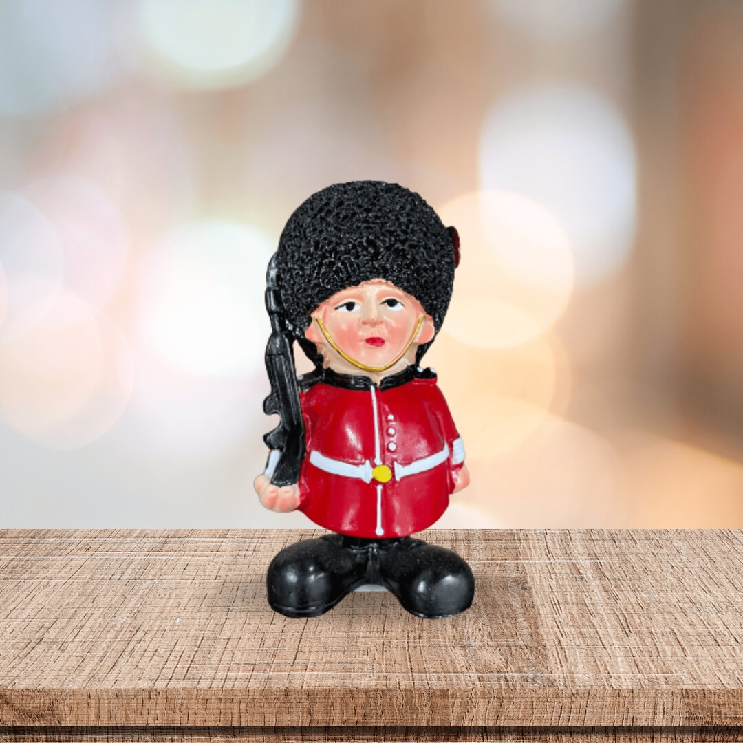 Queen Royal Guard Figurine Model London Souvenir Gift - Etsy