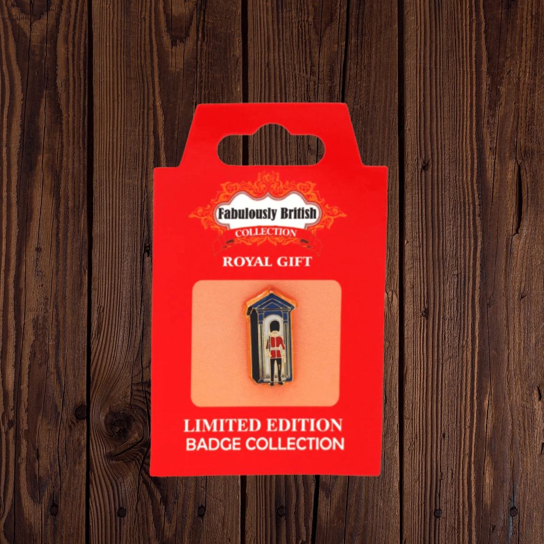 Royal Guard & Sentry Box Pin Badge London Souvenir Collectable Pin ...
