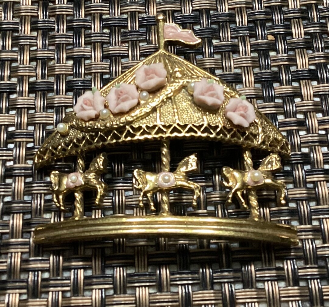 Vintage Carousel Horse Brooch - Etsy