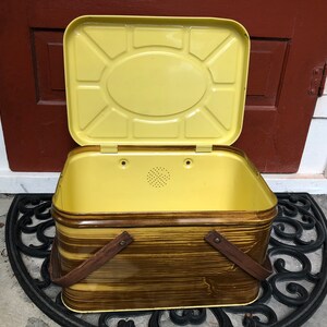 Vintage Metal Biscuit Tin / Antique Biscuit Tin Metal / Metal - Etsy