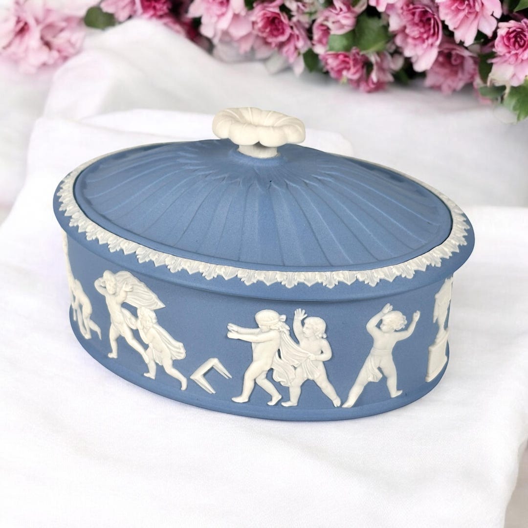WEDGWOOD Jasperware Pale Blue Large Trinket Box - Etsy