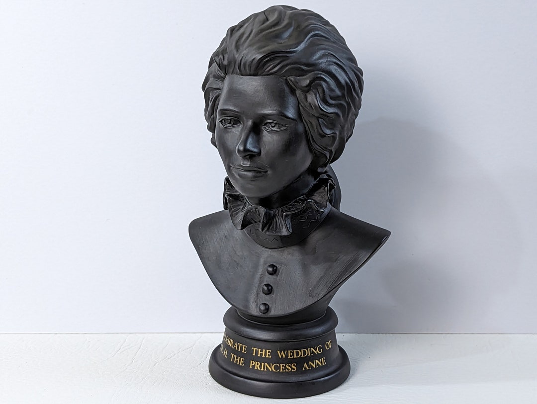 Royal Doulton Limited Edition Black Basalt Bust of Princess Anne '73 - Etsy