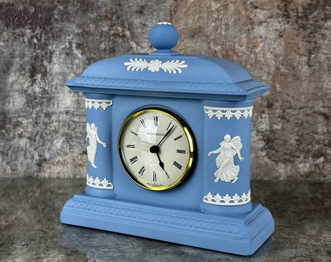 WEDGWOOD JASPERWARE Pale Blue Mantle Desk Clock - Etsy