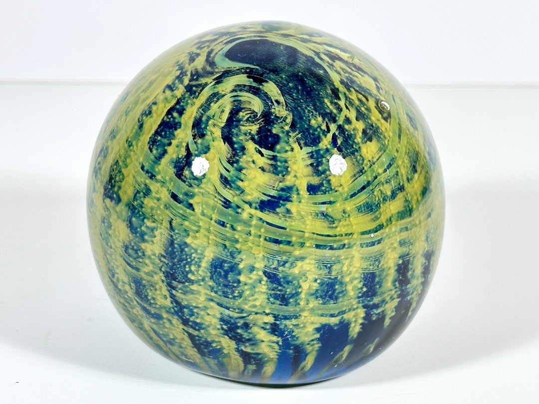 Vintage '70s MDINA Glass Paperweight - Etsy