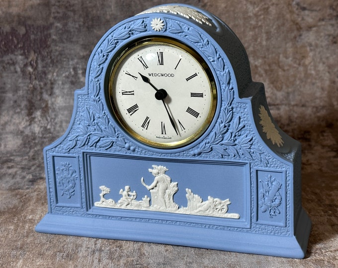 WEDGWOOD Jasperware Pale Blue Table Clock (working) - Etsy
