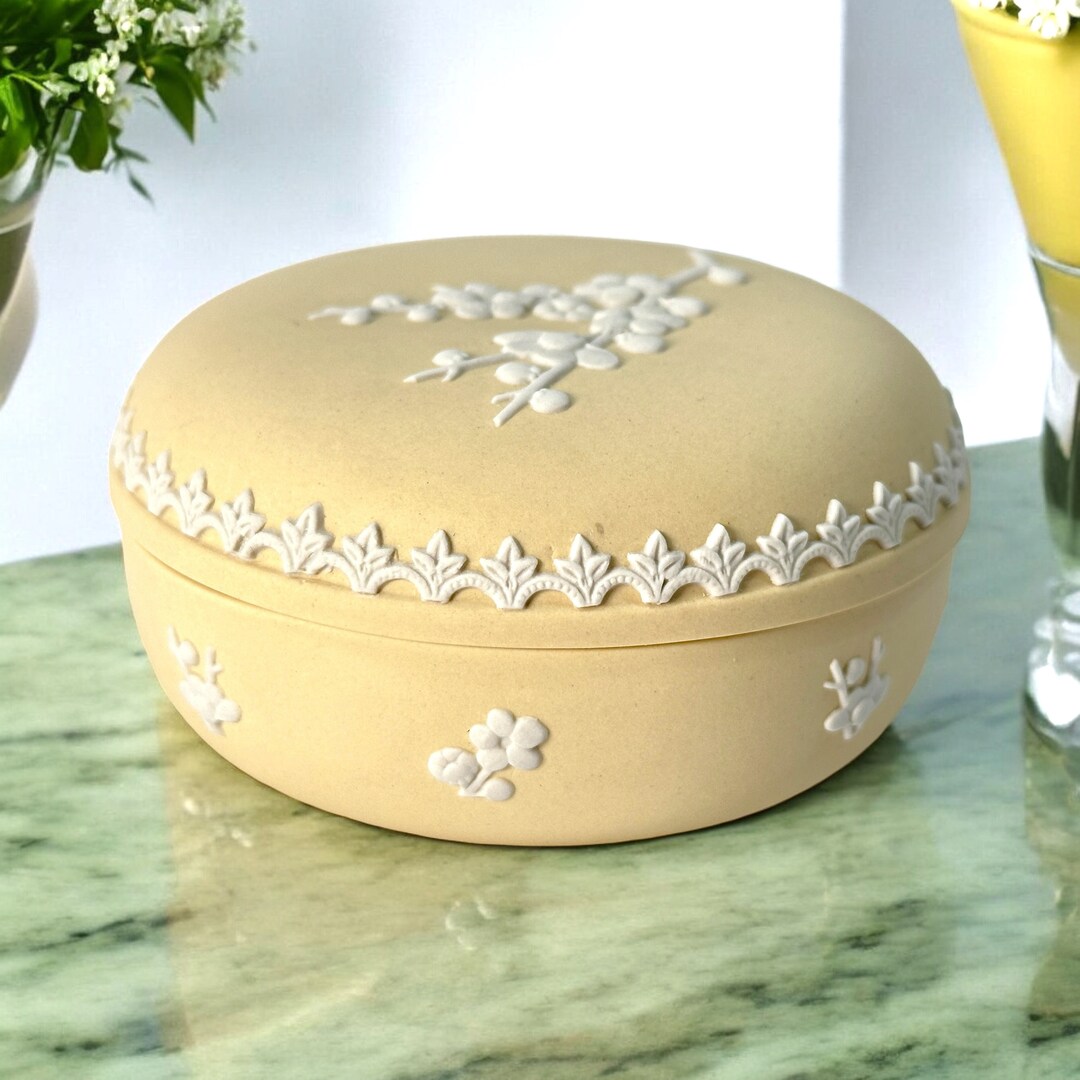 Wedgwood Jasperware Primrose Yellow Prunus Box - Etsy
