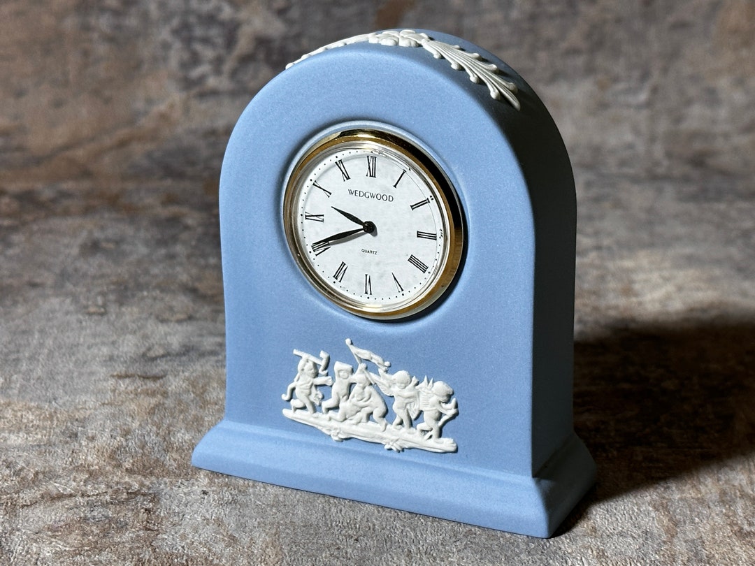 WEDGWOOD Jasperware Pale Blue Small Desk Clock working - Etsy
