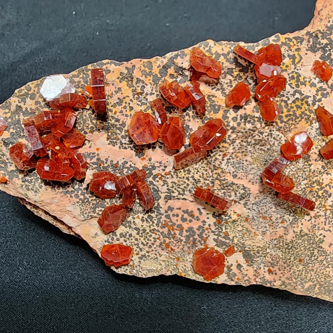 Vibrant Vanadinite Cluster - Etsy