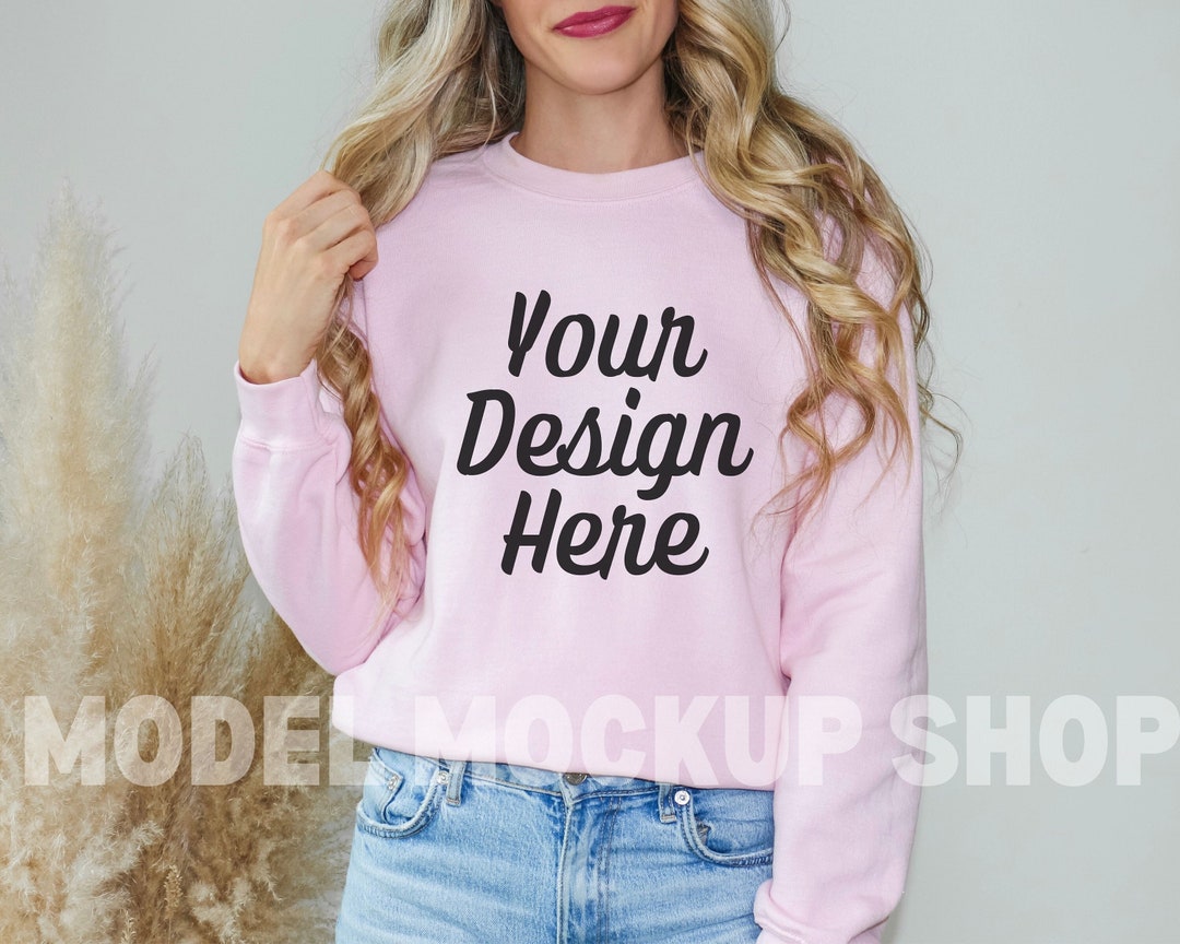 Gildan 18000 Pink Mockup Mockup Model Light Pink Sweatshirt Mockup ...