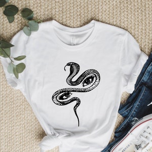 Snake Eyes T-shirt, Women Snake Shirt, Snake Lover Gift, Nature ...