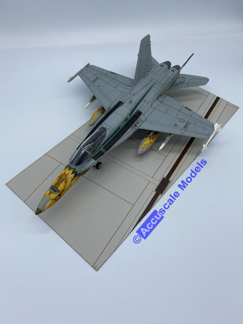 Accuscale Mode1s 1/48 Concrete Runway Kit - Modern Airport or Airbase ...