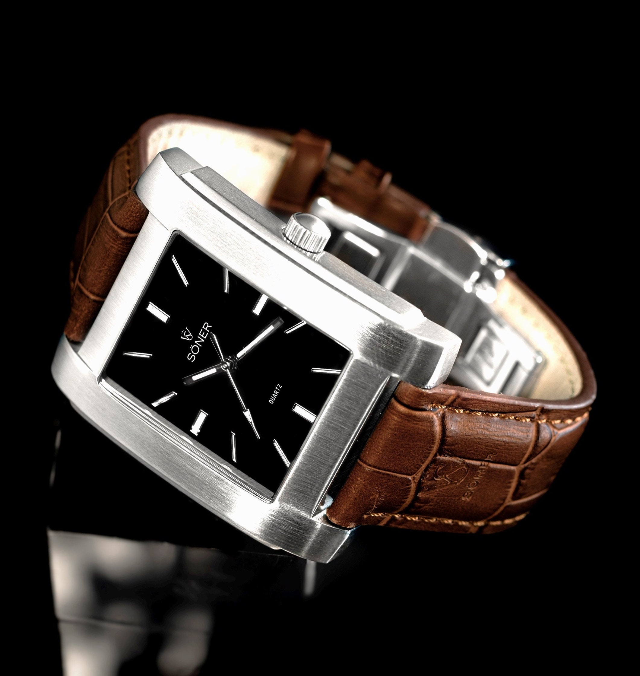 Man Square Watch in Stainless Steel With Black Dial Tank Quartz Retro ...