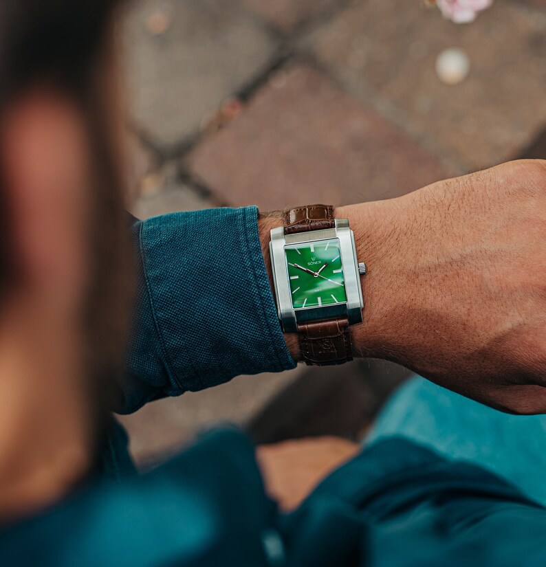 Man Square Watch in Stainless Steel With Green Dial - Tank Quartz Retro ...