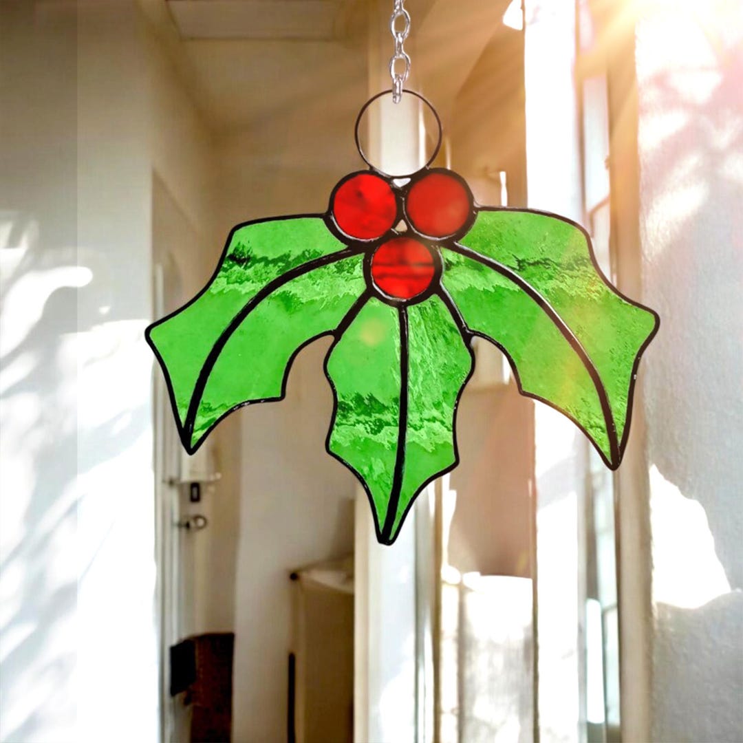 Stained Glass Holly Suncatcher, Holly Glass Window Hangings Decor ...