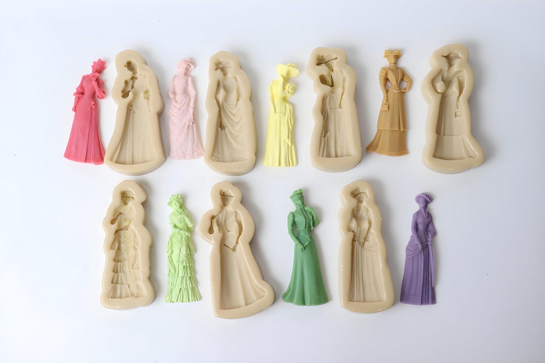 Renaissance Medieval Noble Woman Mold, Vintage European Court Victorian ...