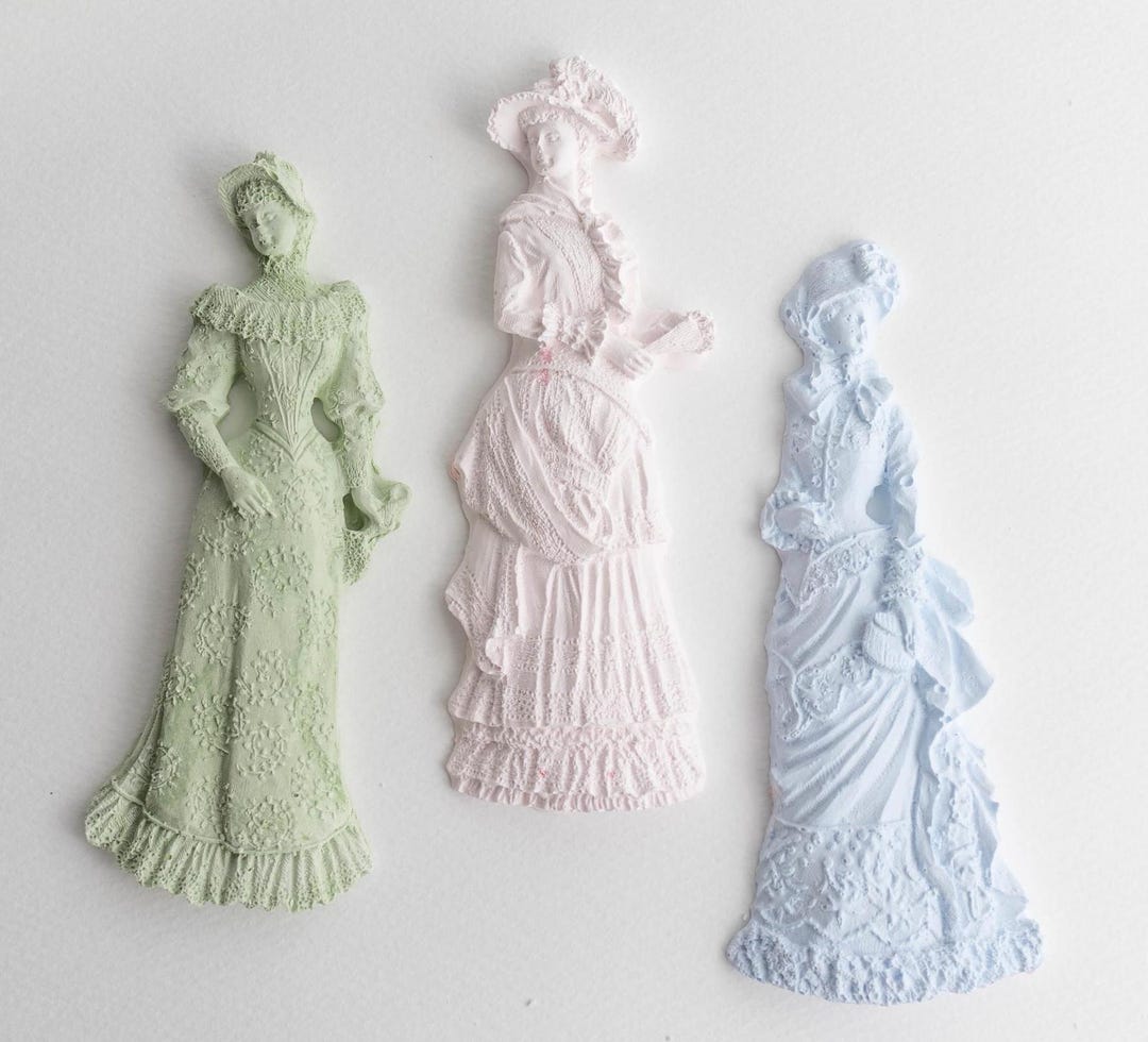 Renaissance Medieval Noble Woman Mold, Vintage European Court Victorian ...