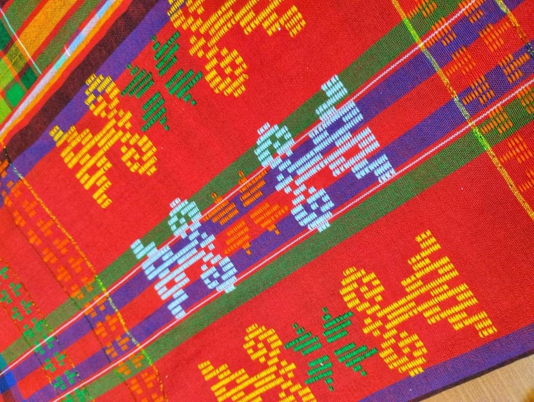 Sinondingan Filipino Handwoven Inaul Malong Red Patadyong Authentic ...