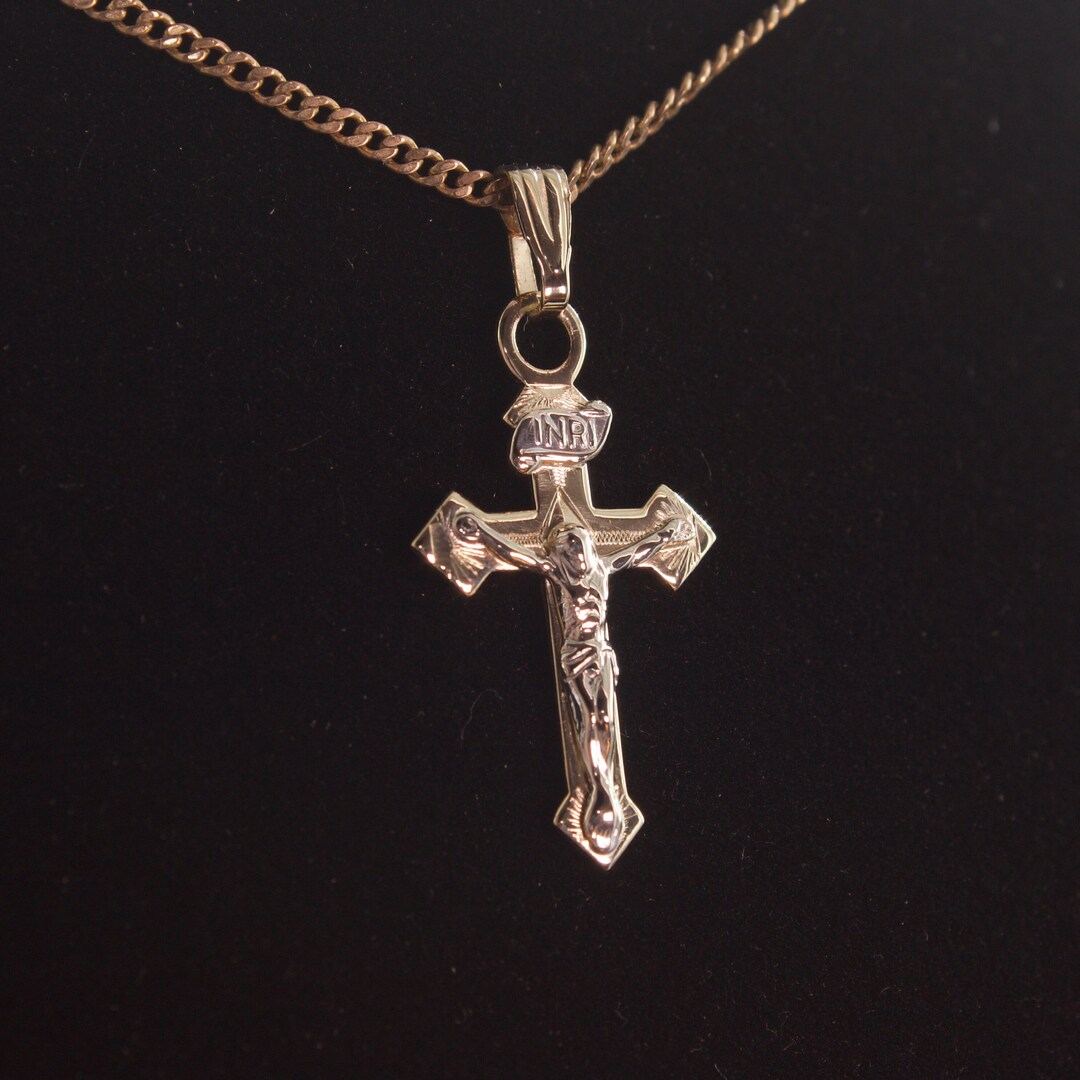 Solid 10k Gold Crucifix Pendant - Etsy