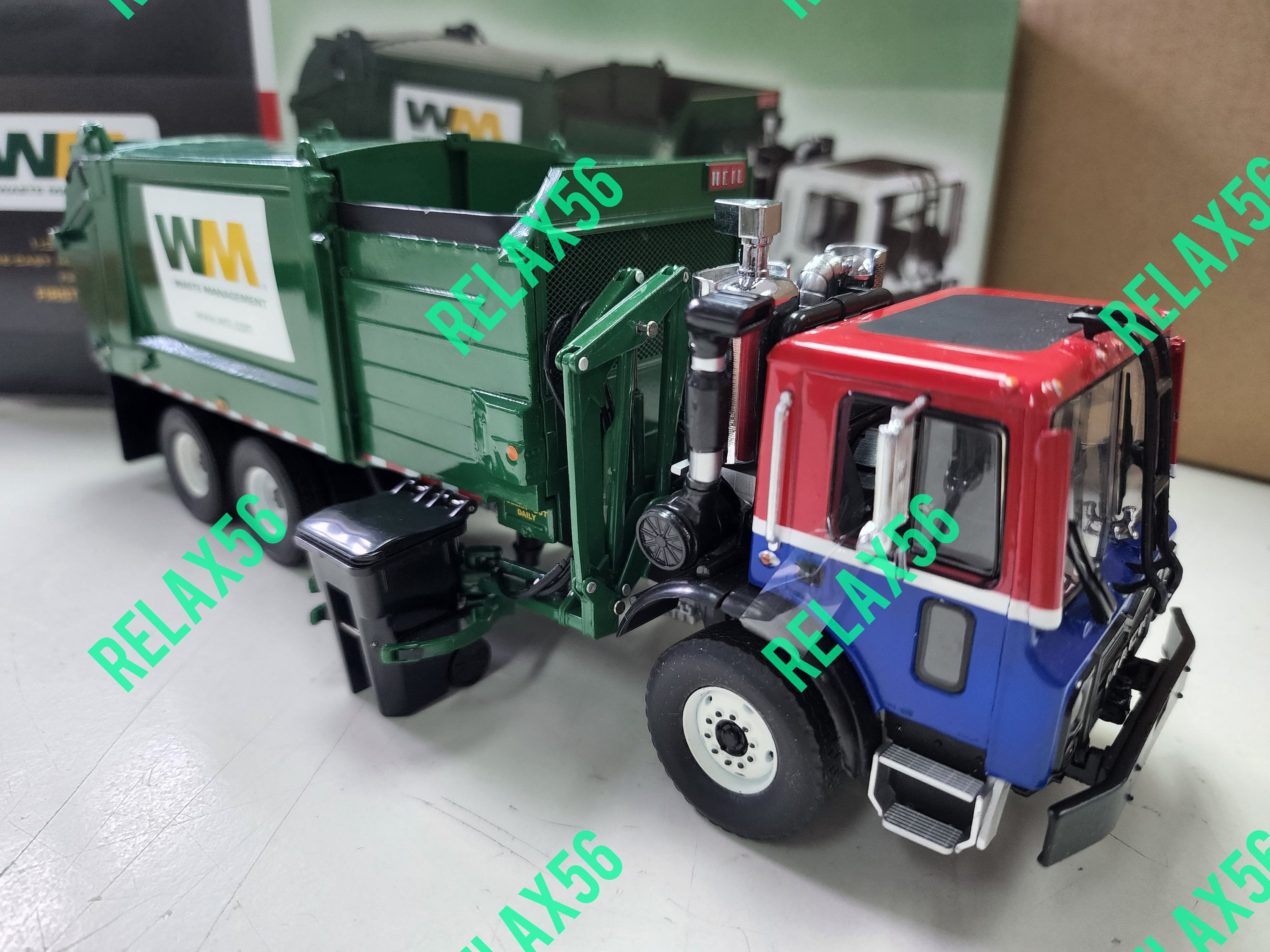 Lego Wm Garbage Truck