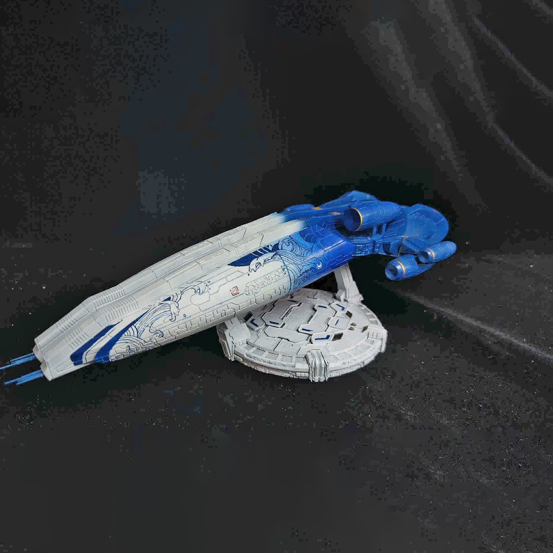 EVE Online Machariel Warship Miniature With Base, Blue White 28cm 3d ...
