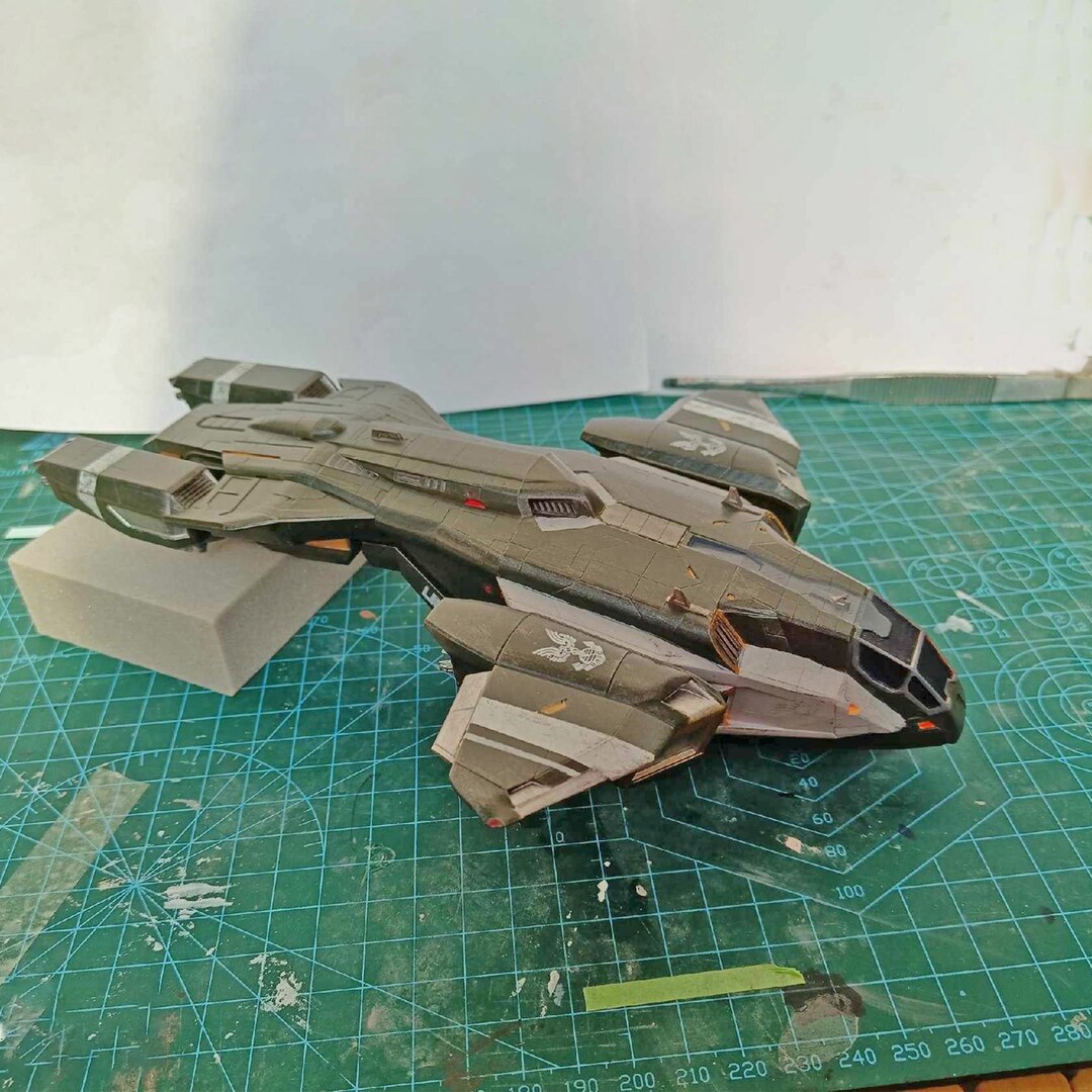 Halo UNSC D77-TC 3d-printed Model, Spacecraft Model Ship, Painted ...