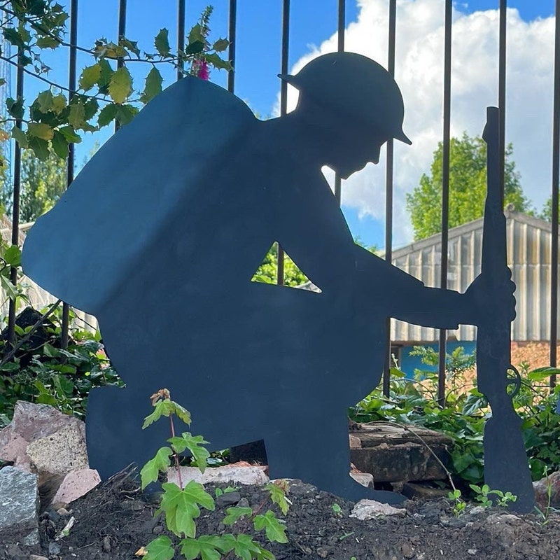 Lest We Forget Tommy Soldier Silhouette - Etsy UK