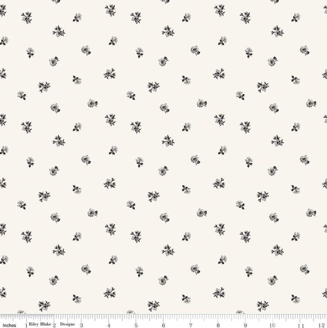 Ink & Ivory Ditsy Ivory - 1 Yard Cuts - Etsy